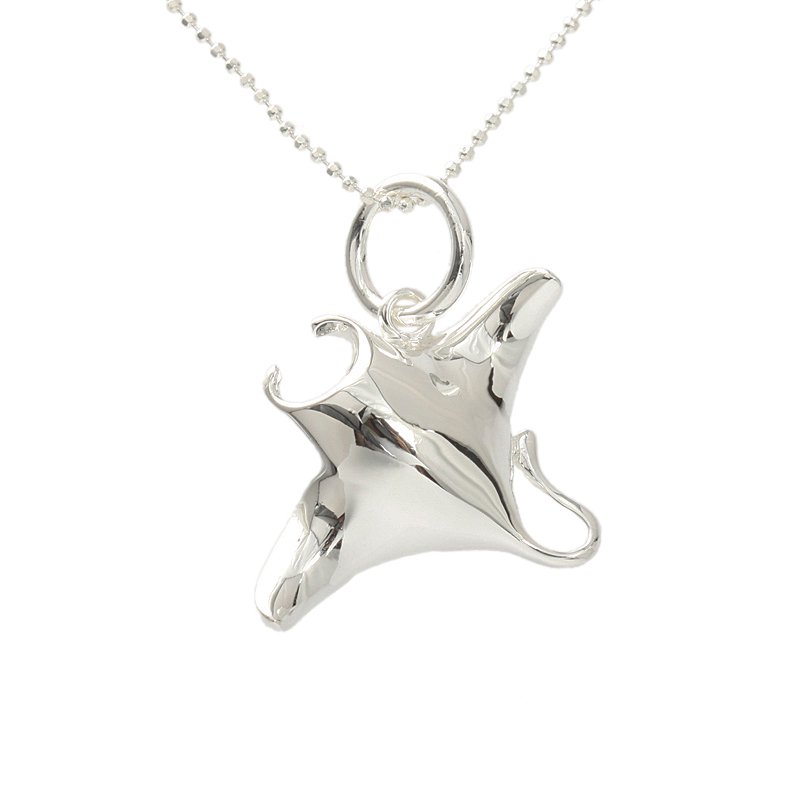 Shiny Manta Ray Pendant Necklace(Chain Included)SP82051