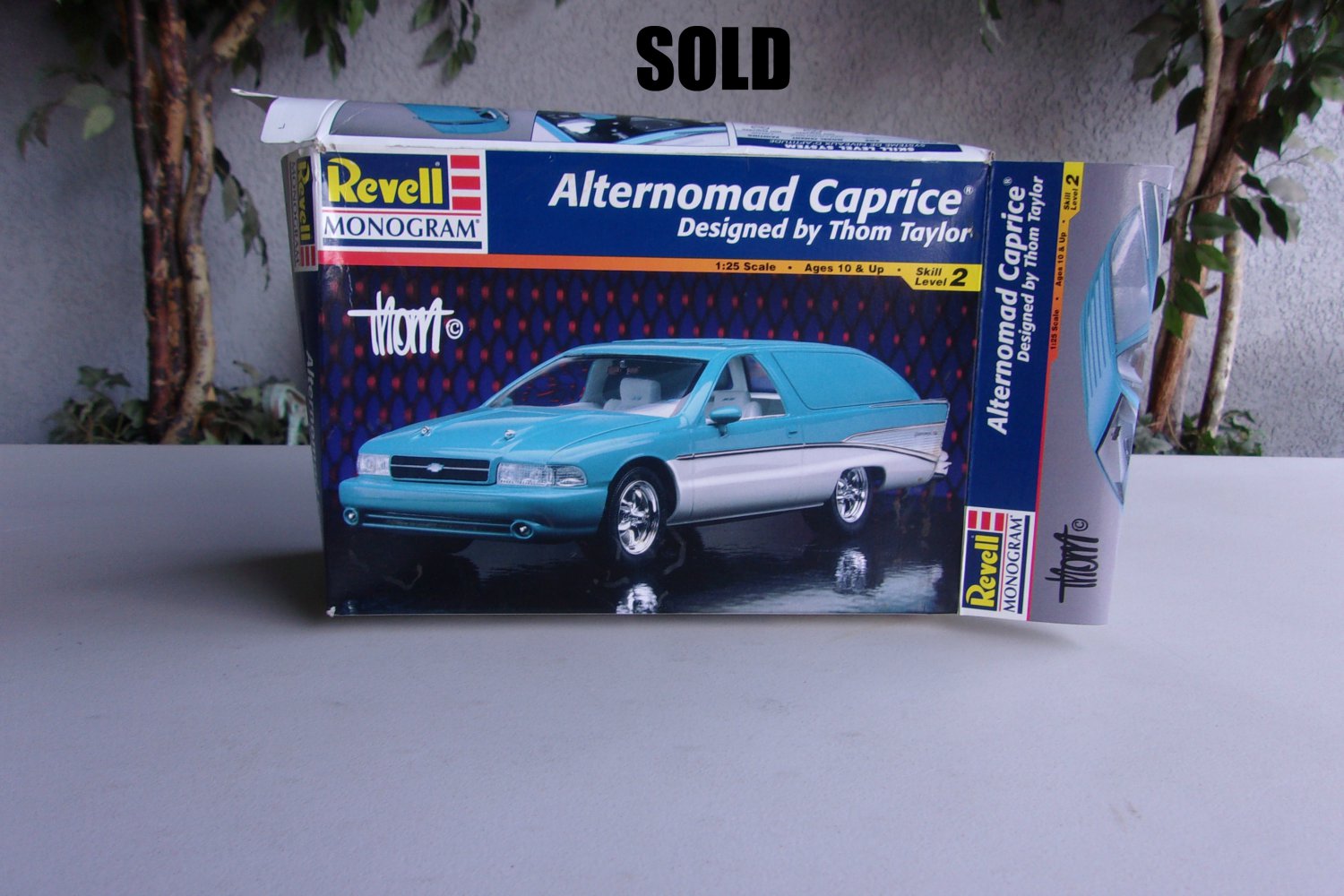 Alternomad Caprice Thom Taylor Model Kit Revell Monogram 1/25 Vintage