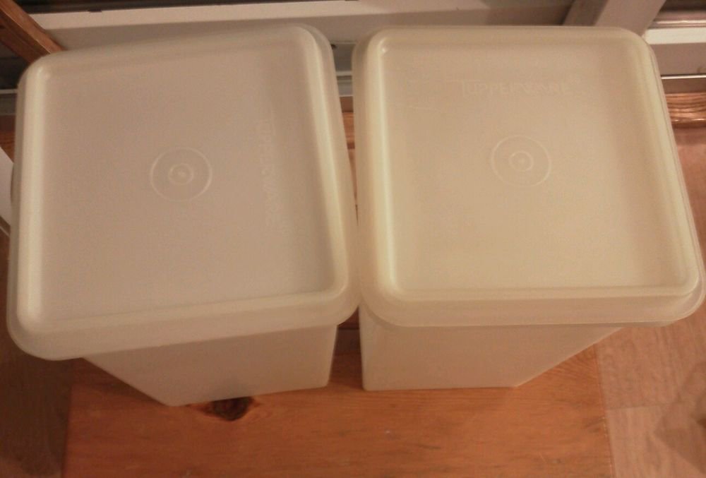 Set of 2 TUPPERWARE Square Cracker Keeper Lid Vintage Saltine Sleeve ...