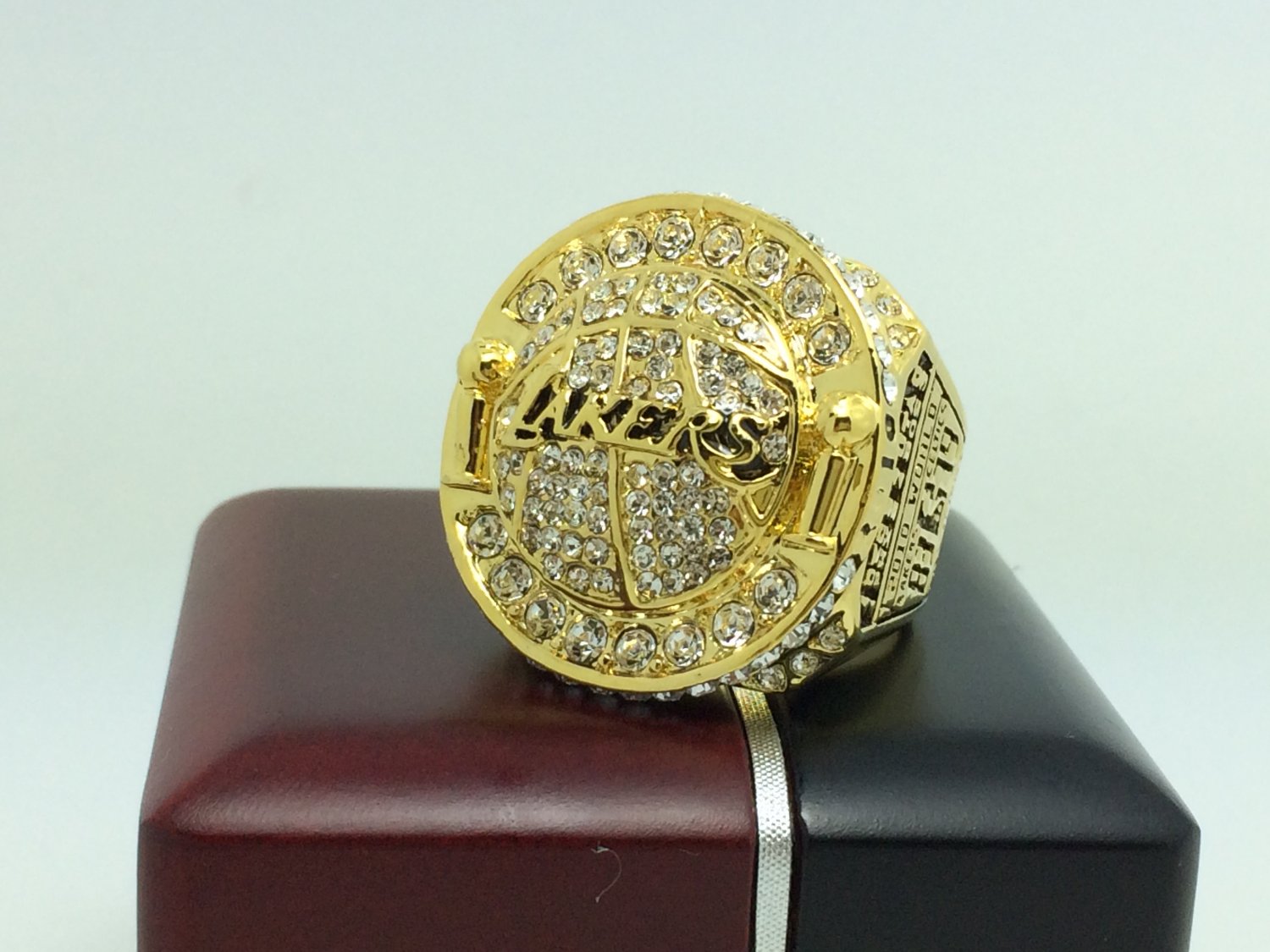 2010 Los Angeles Lakers Basketball NBA Championship Ring 10 Size With ...