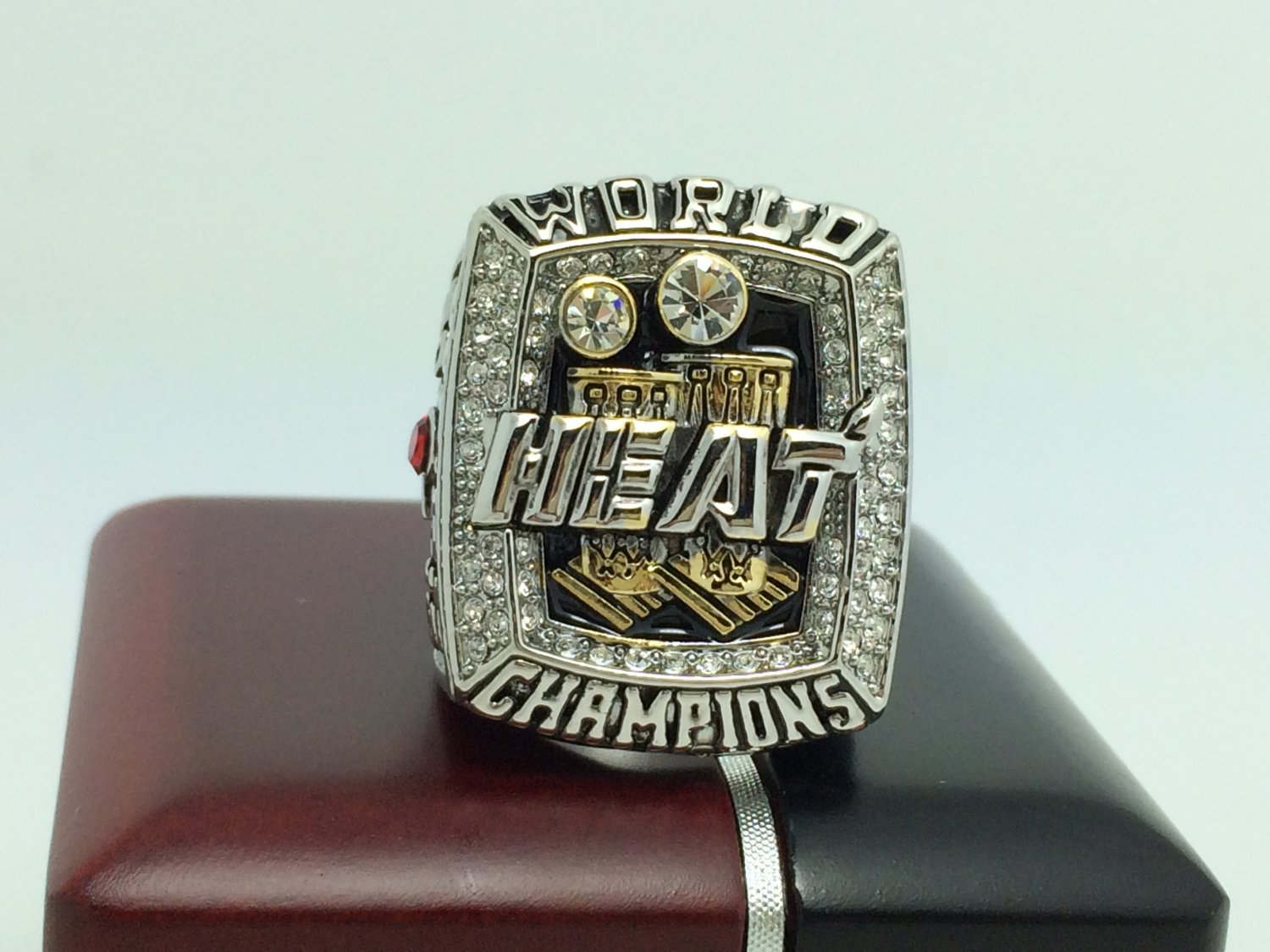 2013 Miami Heat Basketball NBA Championship Ring Wade name 10 Size With ...