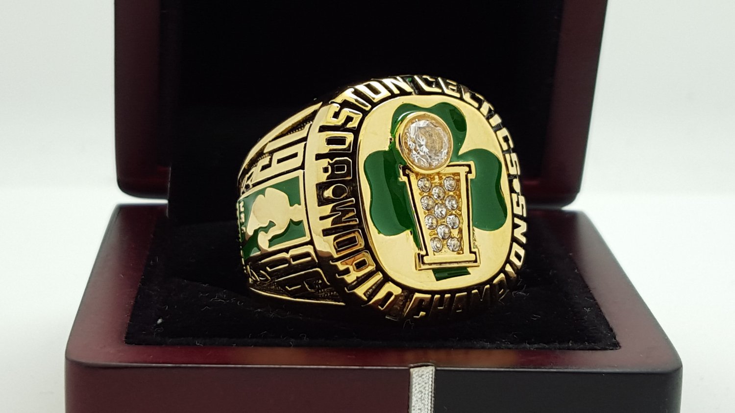1986 Boston Celtics Basketball NBA Championship Ring Name BIRD 8-14S