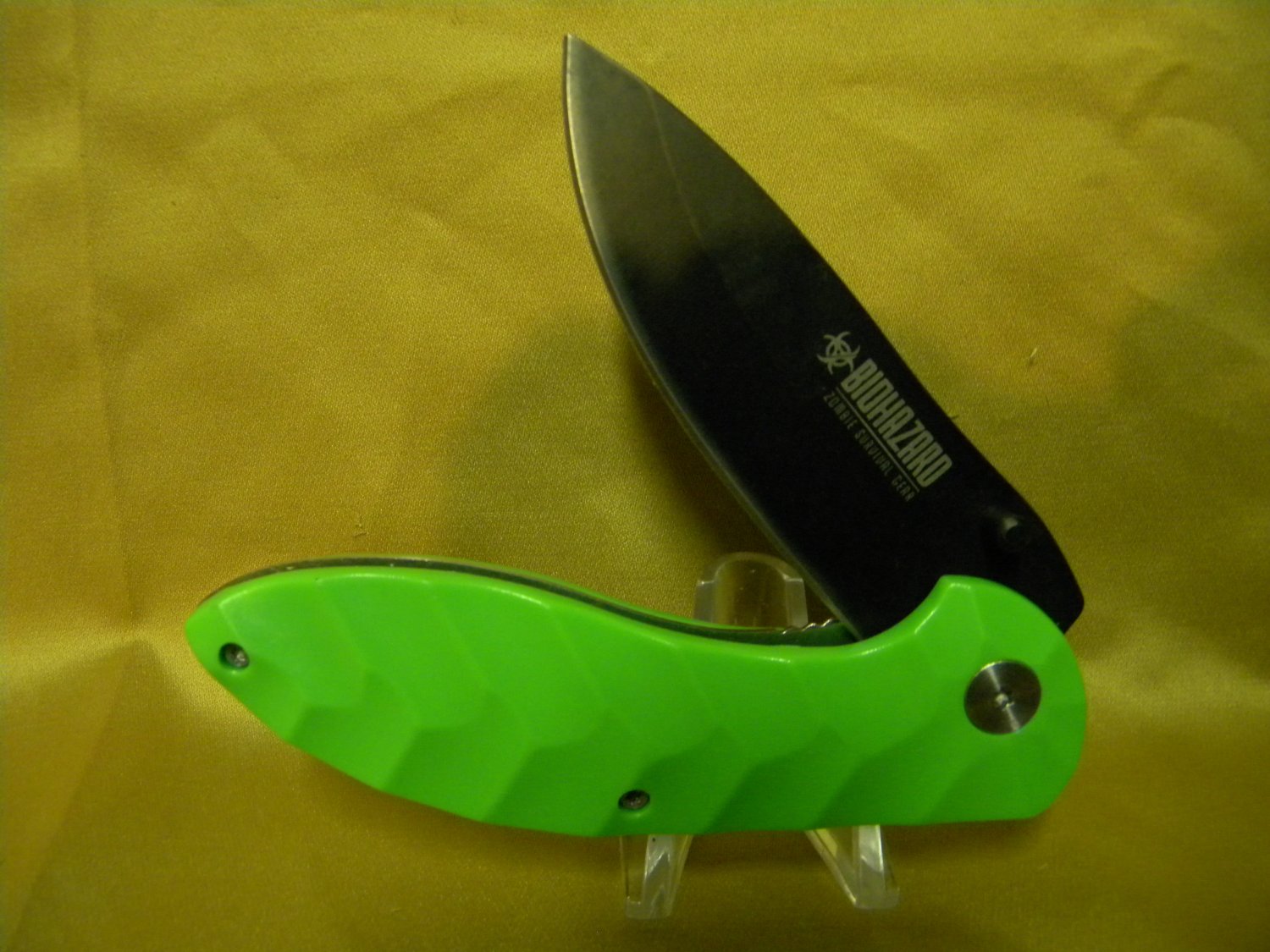 WARTECH, BIOHAZARD, liner locking single blade tactical knife w/green ...