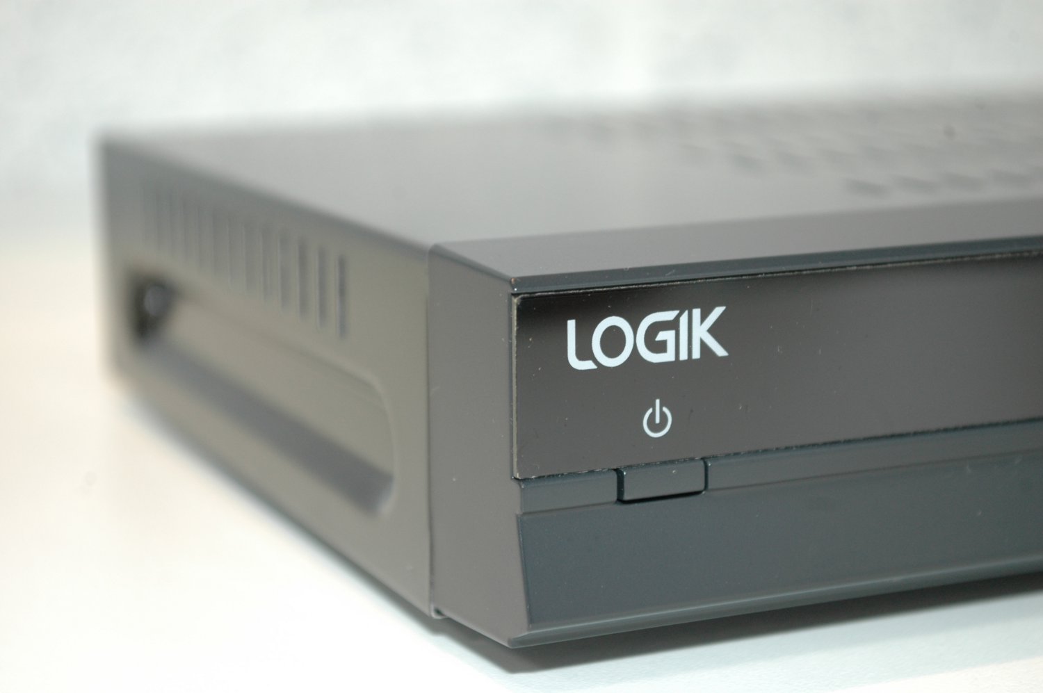 Logik 500GB Freeview+ Digital TV Recorder