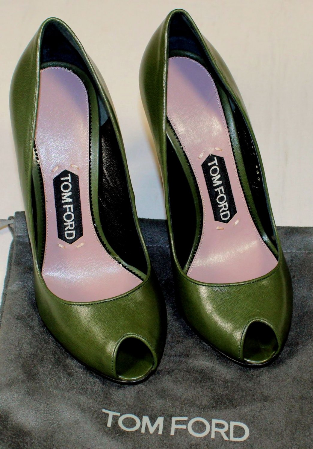 TOM FORD SHOES $810 MOSS GREEN CALFSKIN NOTCHED OPEN TOE PUMP 9.5B 39.5 NEW