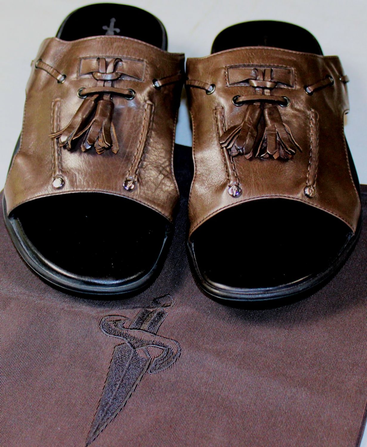 CESARE PACIOTTI SHOES $485 DARK BROWN LOGO RIVET TASSELED VAMP SANDALS ...