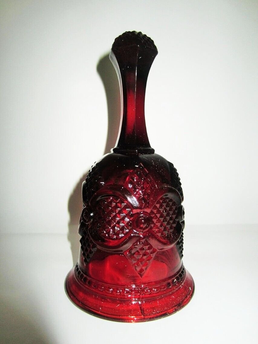 Avon Cape Cod Collection Ruby Red Bell