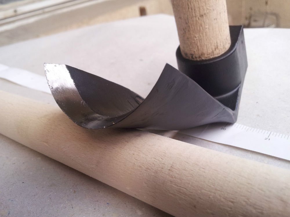 WOODCARVING TOOL - CURVED ADZE - small curve - WITH HAMMER