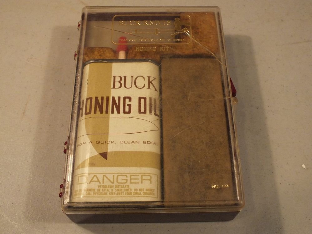 Vintage BUCK KNIVES HONING KIT #133