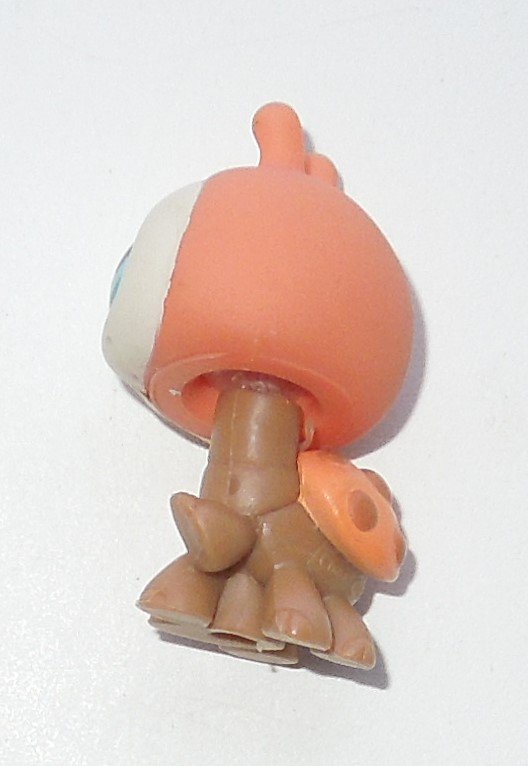 2008 Hasbro Littlest Pet Shop LPS #856 Chocolate Peach Lady Bug Blue Eyes