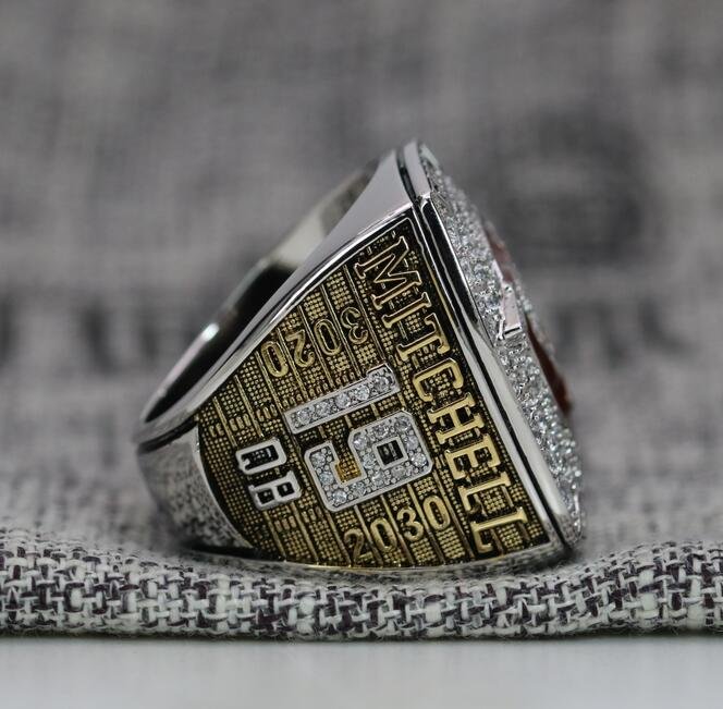 Size 13 Calgary Stampeders 106th 2018 CFL Grey Cup Championship ring