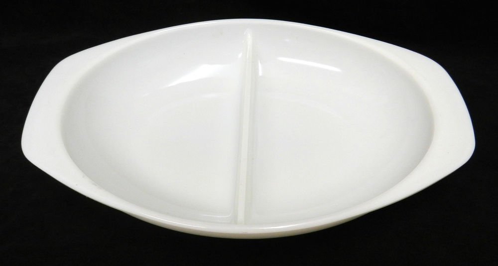 Pyrex White Divided 1 1/2 Quart Handled Oval Casserole Baking Dish USA ...