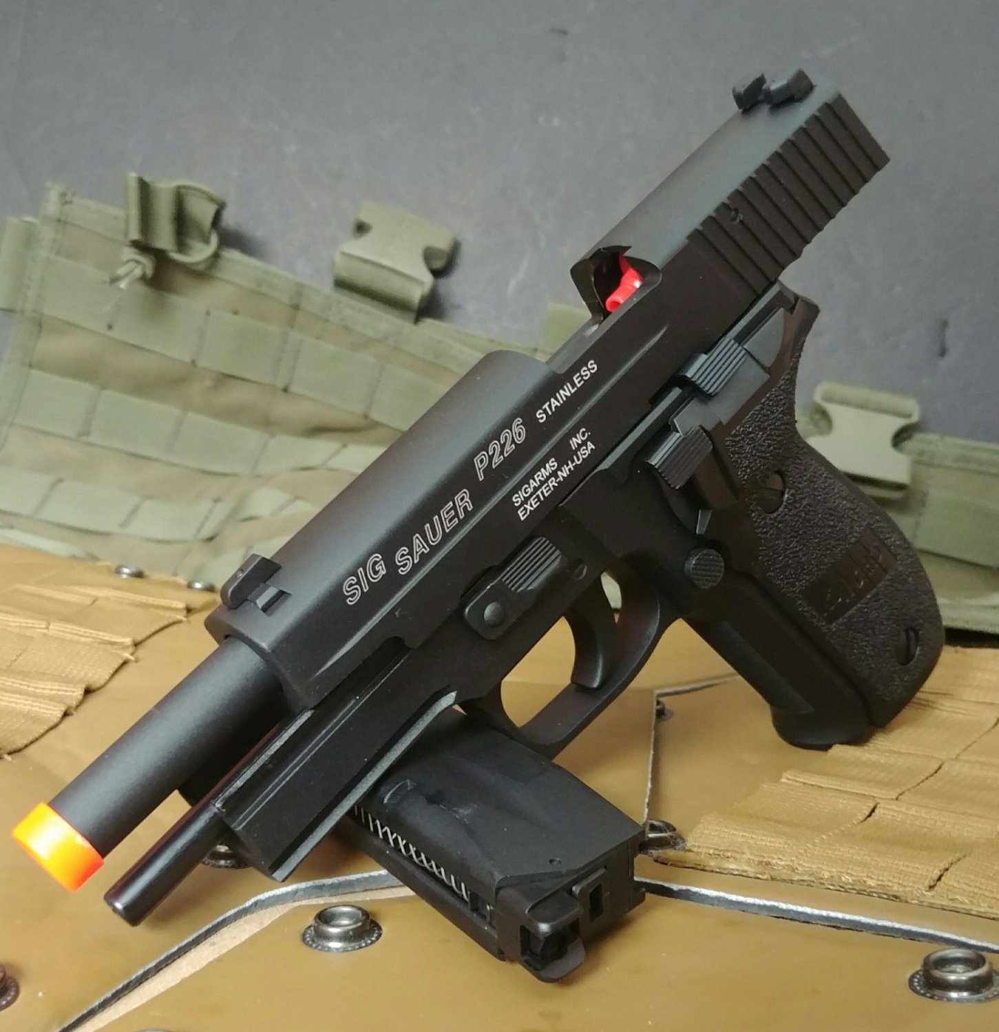 KJW CO2 gas blowback SIG P226 full size airsoft full metal gun pistol ...