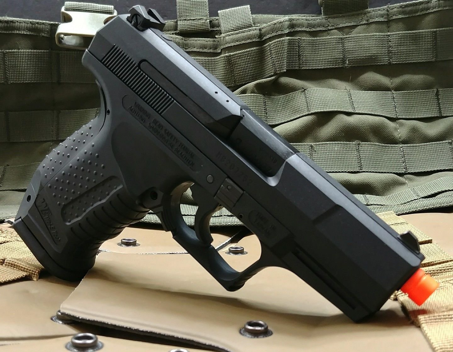 WE-TECH green gas blowback Walther Full size P99 full metal airsoft ...