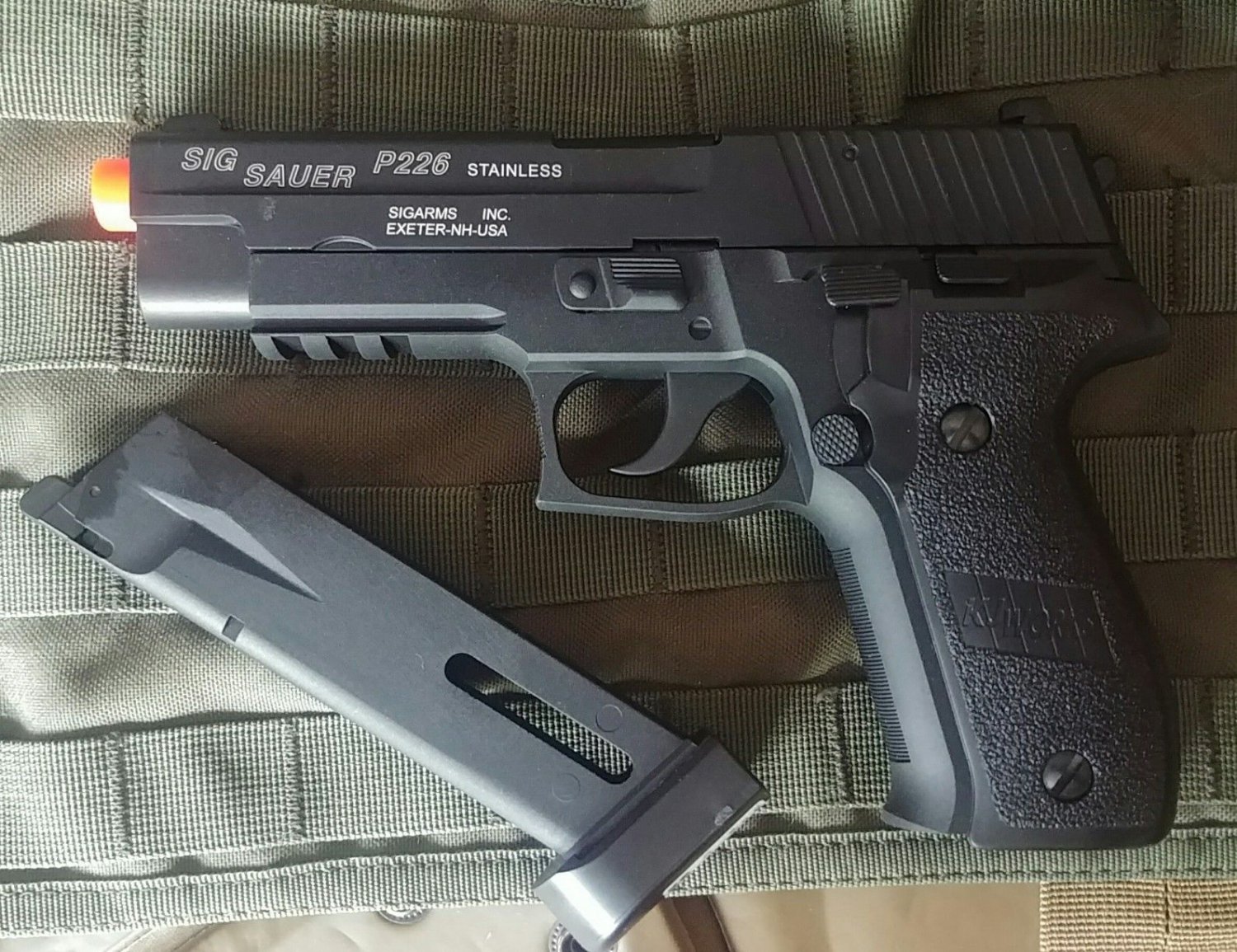 KJW CO2 gas blowback Sig P226 full size airsoft full metal gun pistol ...