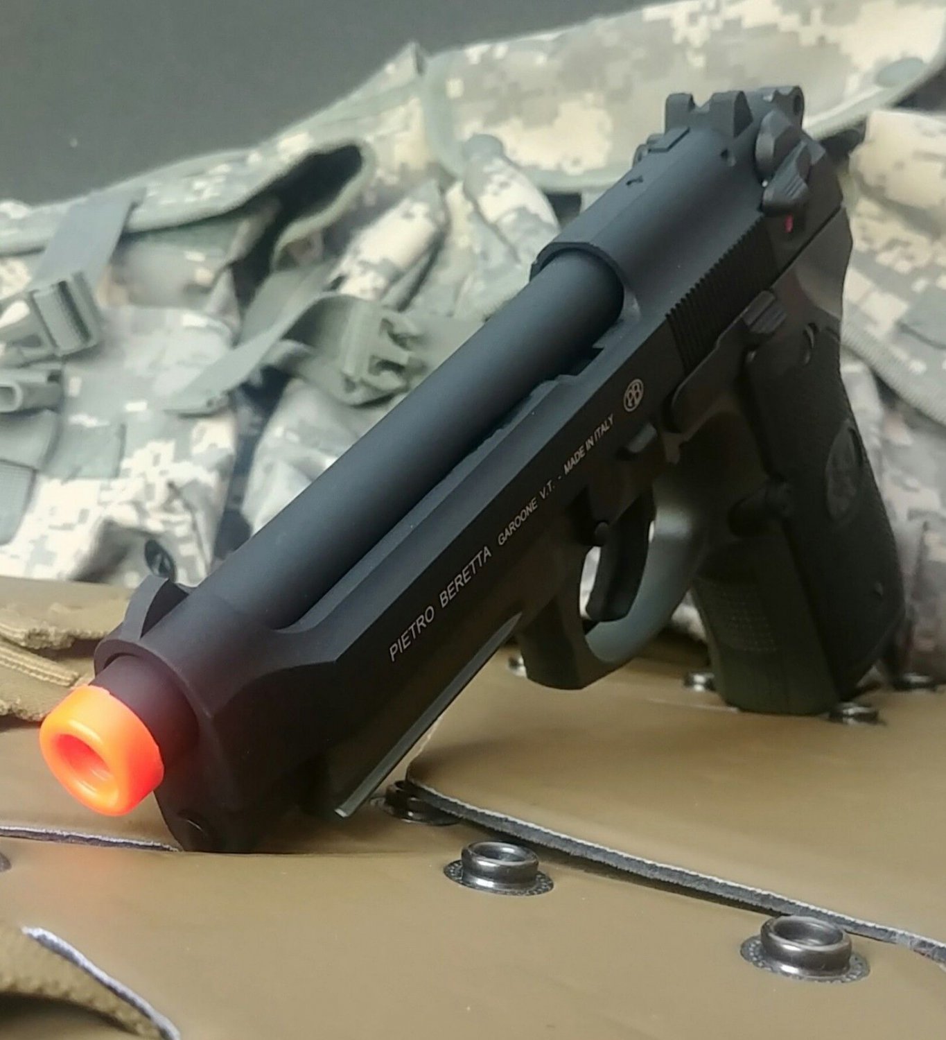 KJW green gas blowback M9 A1 Beretta full metal airsoft full size ...