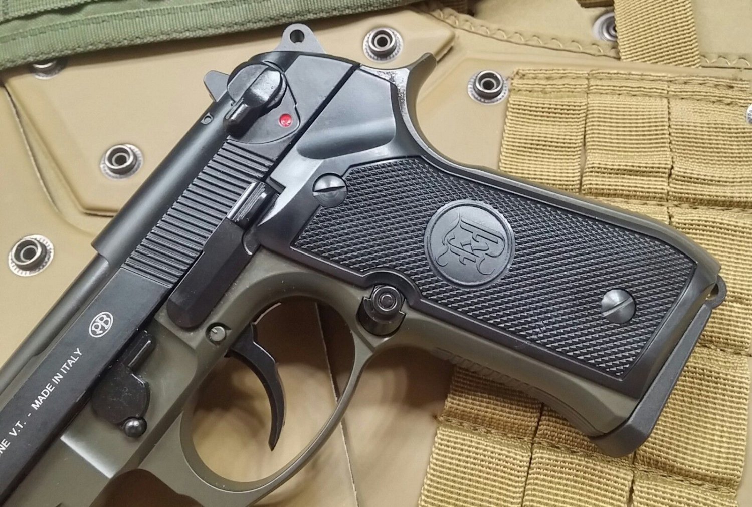 KJW green gas blowback M9 A1 Beretta full metal airsoft full size ...