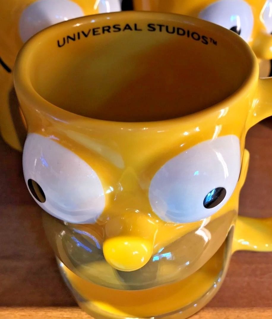 Universal Studios Exclusive The Simpsons Ceramic Homer Mug New