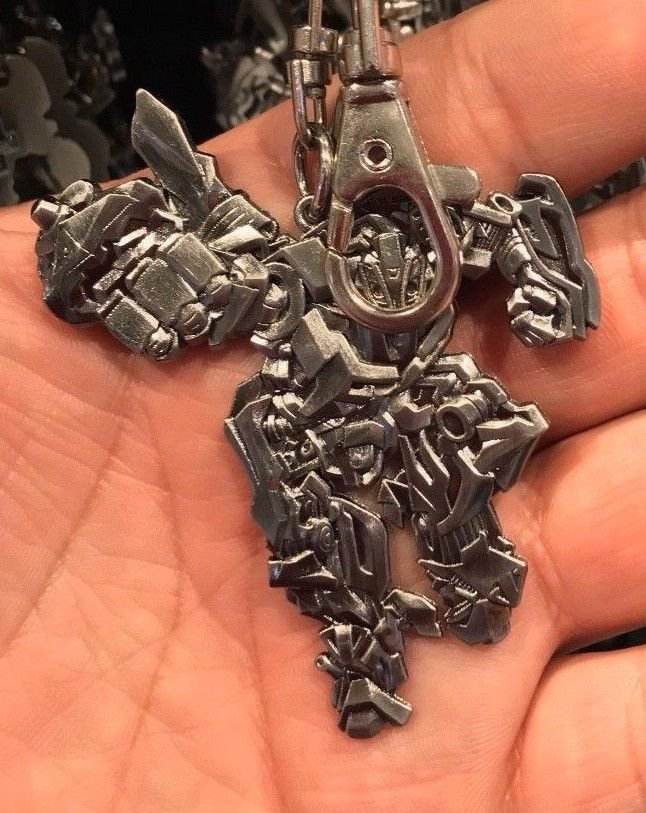 Universal Studios Exclusive Transformers The Ride Bumblebee Metal ...