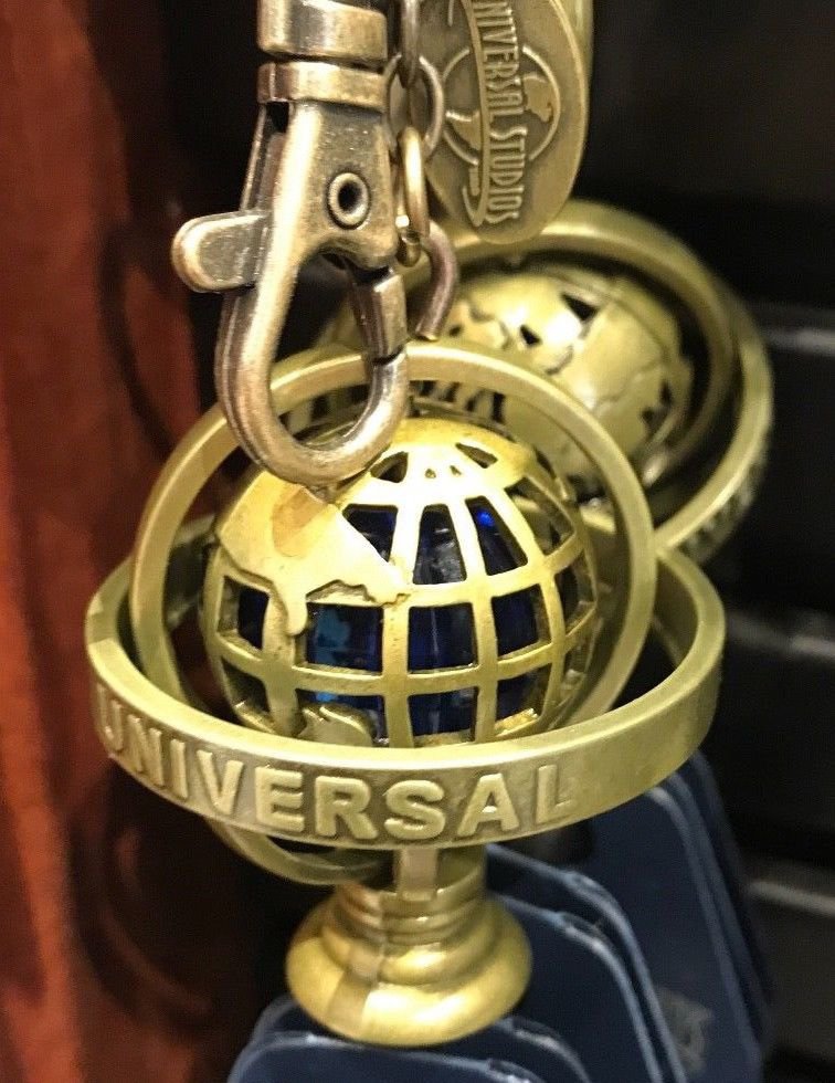 Universal Studios Exclusive Universal Globe Gold Finish Keychain New