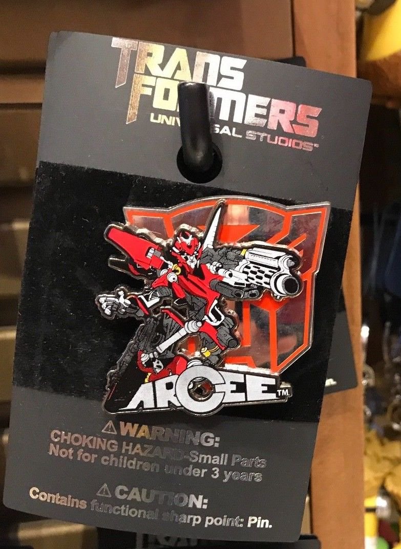 Universal Studios Exclusive Transformers Arcee Metal Trading Pin New