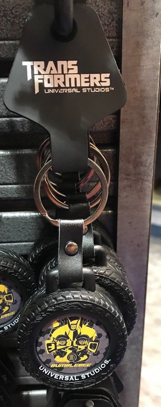 Universal Studios Exclusive Transformers Bumblebee Tire Keychain New
