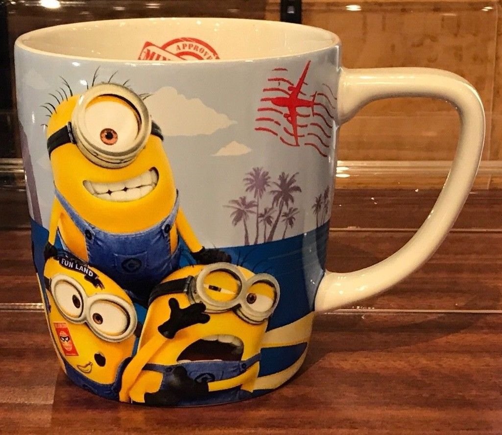 Universal Studios Hollywood Despicable Me Minion Mail Minion Mayhem ...