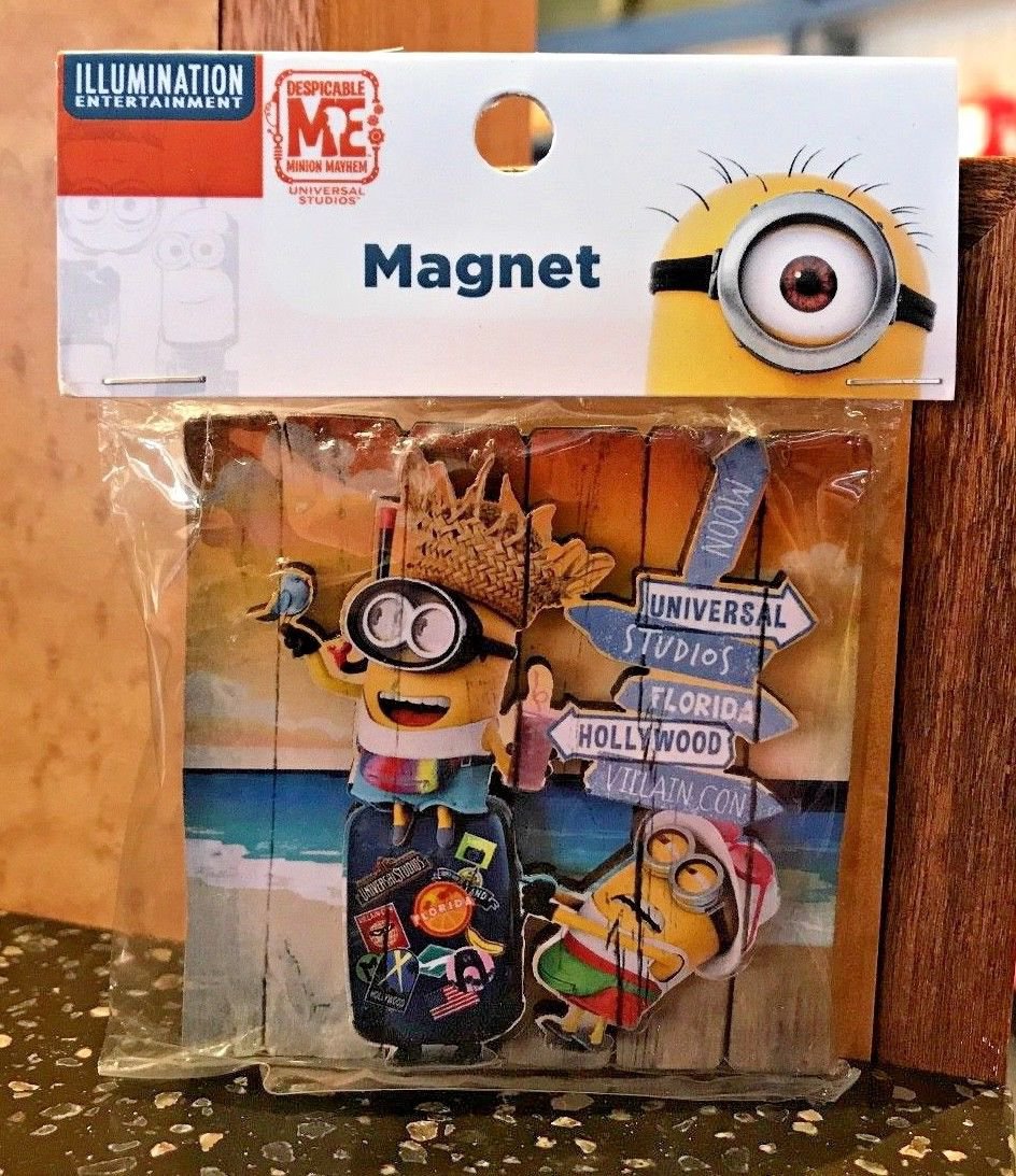 Universal Studios Despicable Me 3 Minion Magnet New**