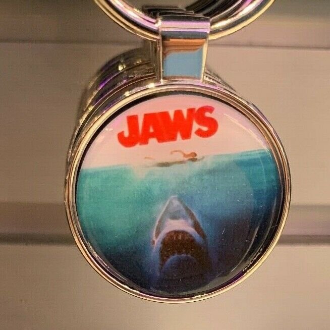 Universal Studios Classic Jaws Round Enamel Keychain New
