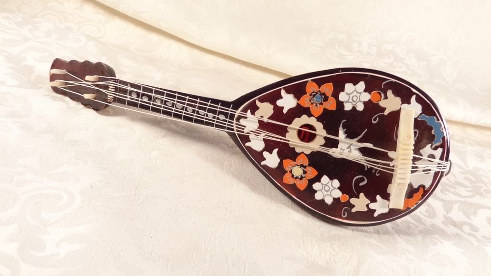 VINTAGE LUCITE VIOLIN MANDOLIN MUSIC BOX VINTAGE LUCITE VIOLIN MANDOLIN MUSIC BOX