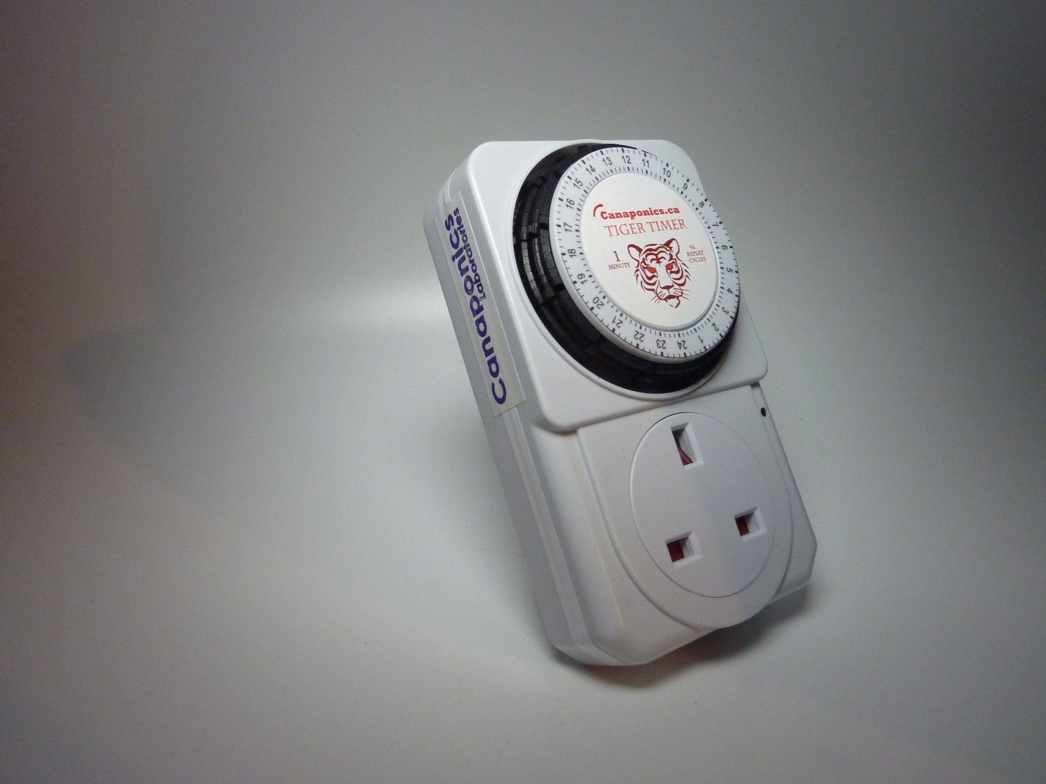 Repeat cycle timer UK plug cloning, Aeroponics, CO2, hydroponics, 220V ...