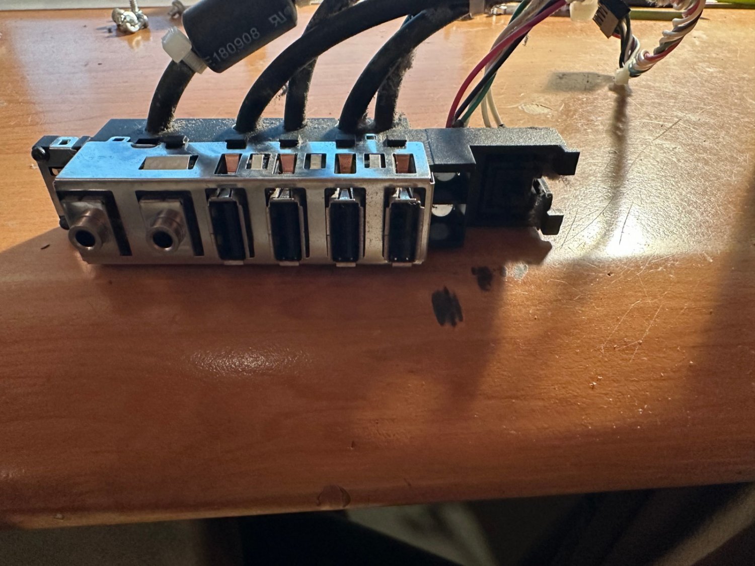 HP Compaq 6200 8200 SFF Front Panel USB Audio Port with Cable 611897-001