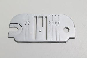 Singer Sewing Machine Straight Stitch Needle Throat Plate 2210