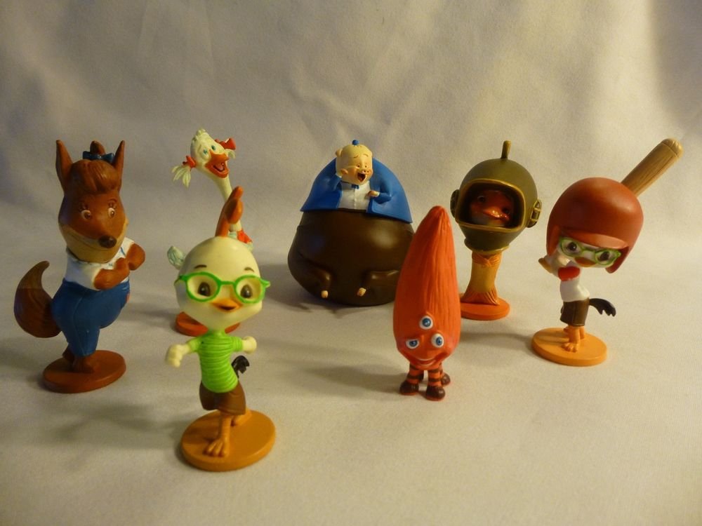 Lot of 7 Chicken Little Disney Characters Figures