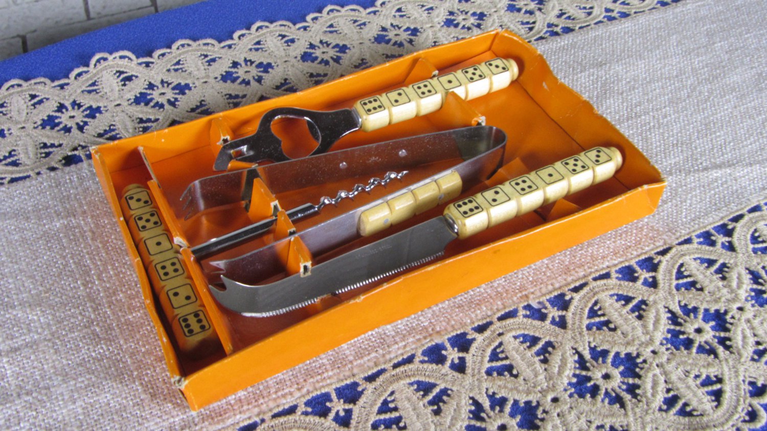 Kitchen Utensils Set Wooden Dice Handles, Tongs, Corkscrew, Knife ...