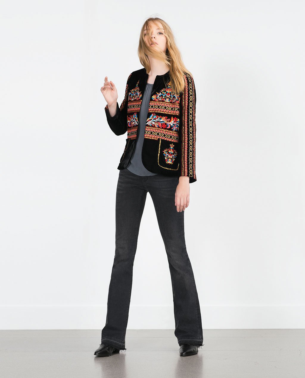 BNWT Genuine ZARA New AW 2015 BLACK EMBROIDERED VELVET JACKET Ref. 6895/242