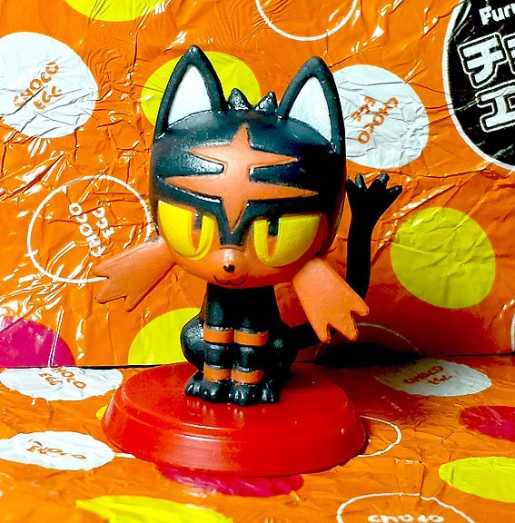 Litten Pokemon Furuta Choco Egg Mini Figure Sun and Moon