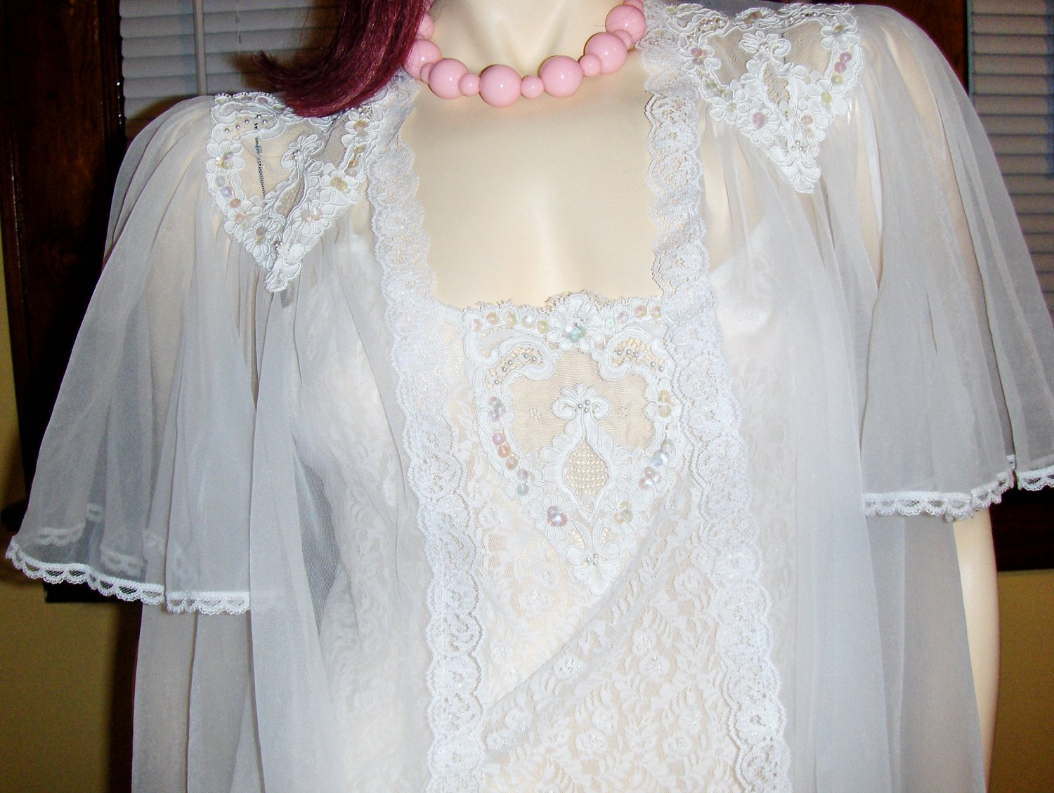 GLAMOUR GIRL Frilly White Lace Chemise w/ Sheer Chiffon Nylon Robe ...
