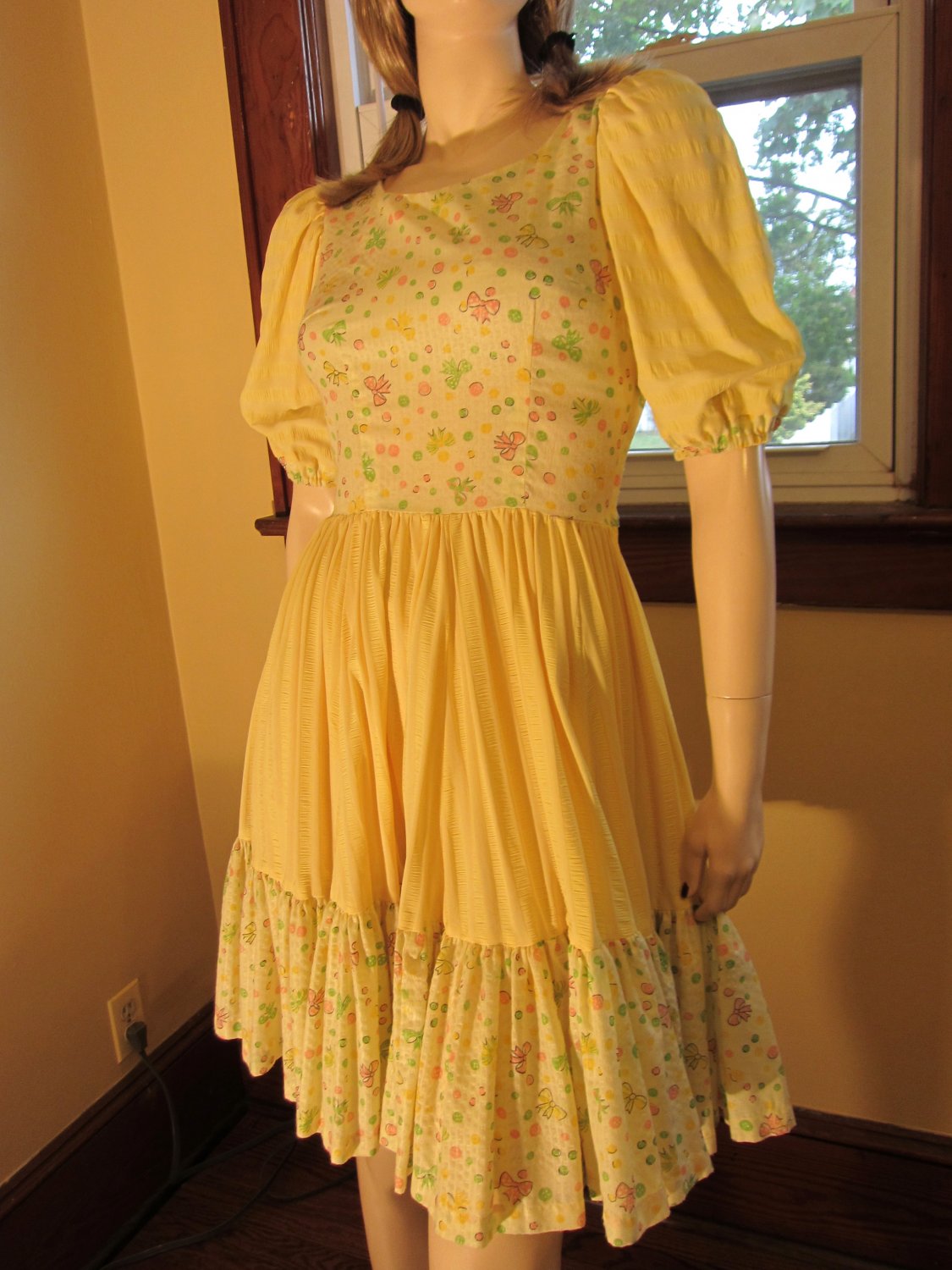 VTG 70s Girl’s Puff Slv Bow Print Ruffle Hem Circle Skirt Bluegrass Dress