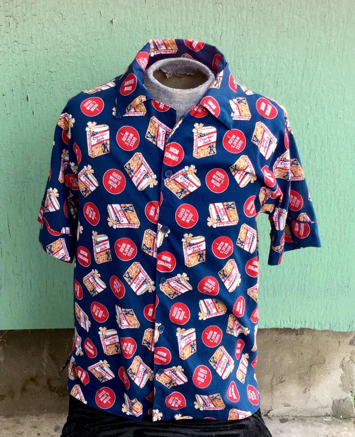 CRACKER JACKS Surprise Inside Novelty Print Mens RETRO Shirt Sz M wOw!