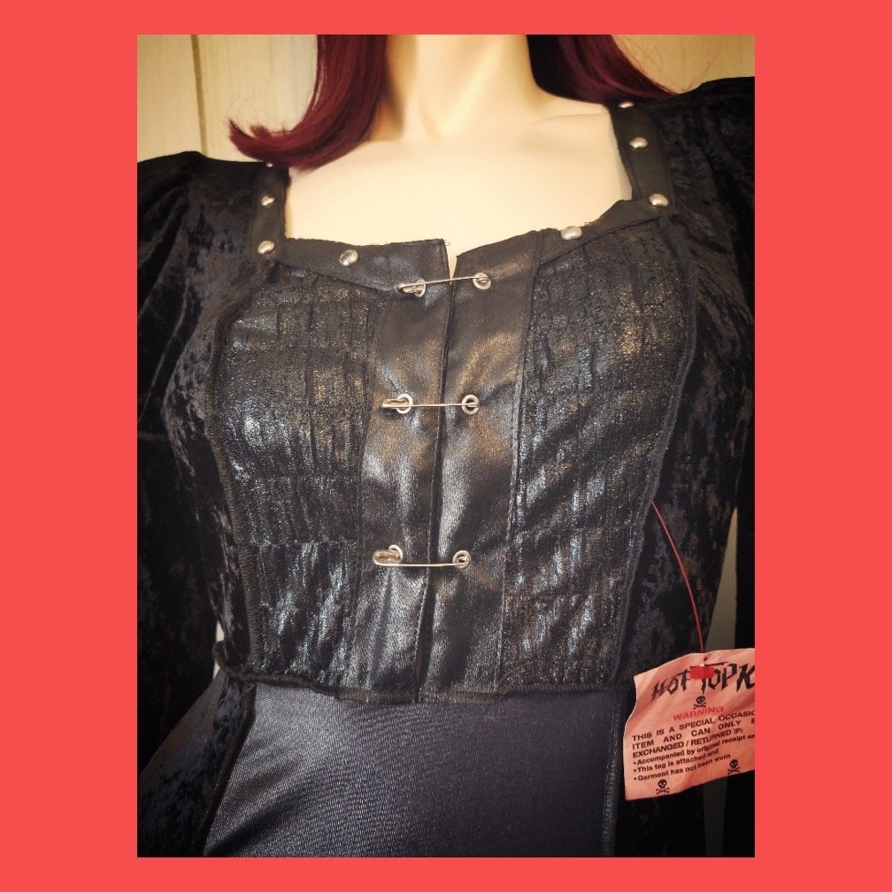 Vintage 90s HOT TOPIC Gothic Black Spider Web Dress! NWT Size M