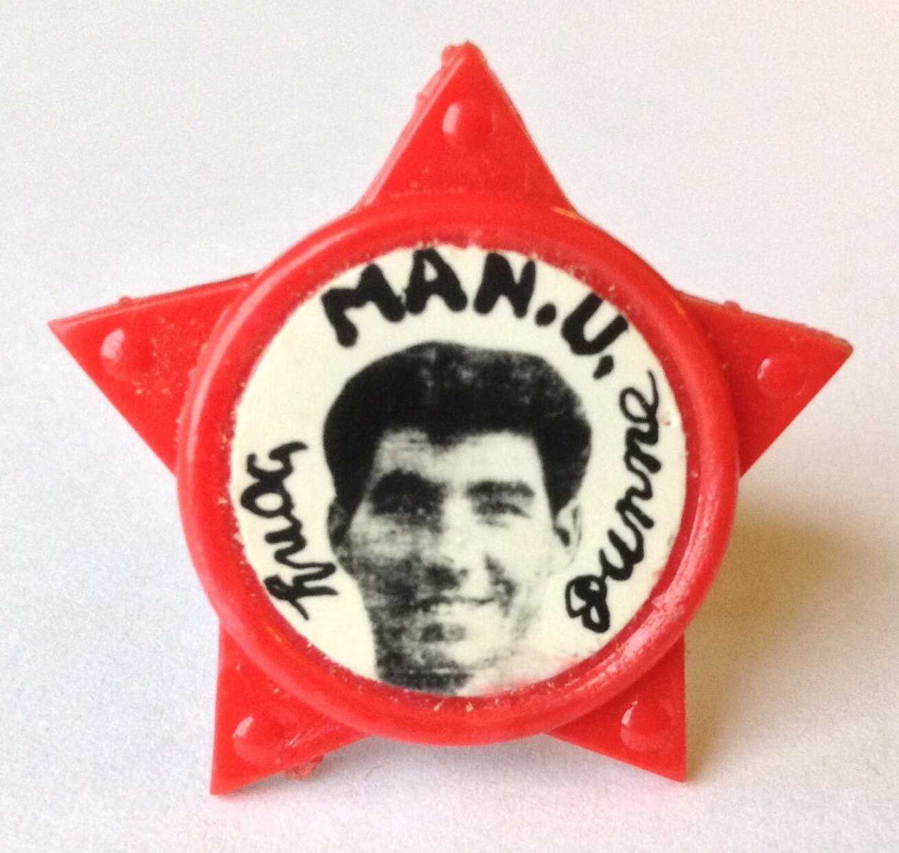 Tony Dunne Man Utd Vintage Star Badge