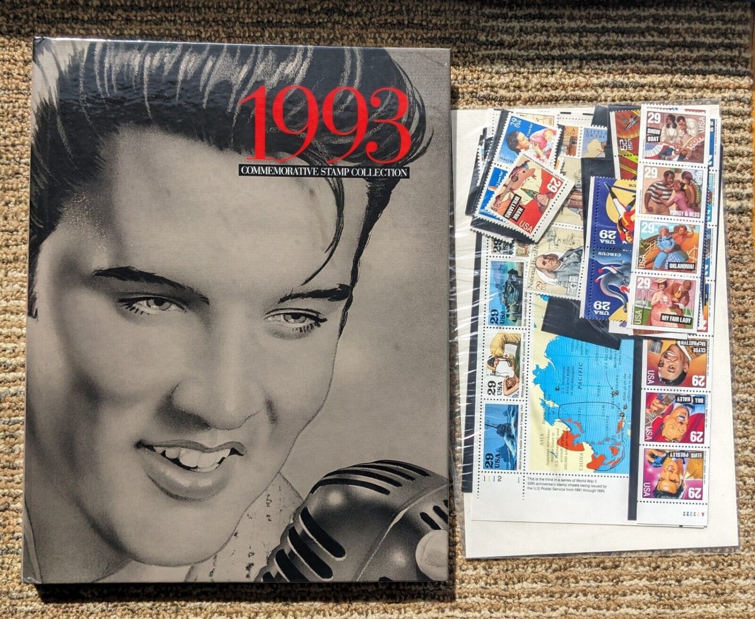 USPS 1993 USA Commemorative Stamp Yearbook Collection - Sealed Stamp Packet