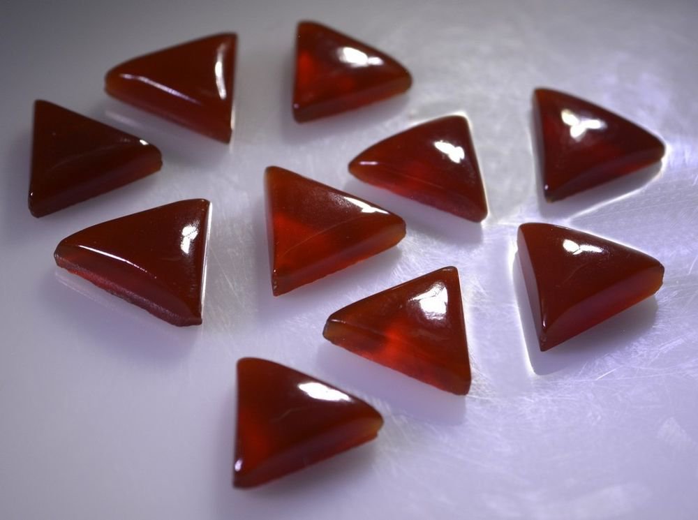 Red onyx loose Stone 1 Pieces 11 x 11 mm Trillion Red cabochon Gemstone