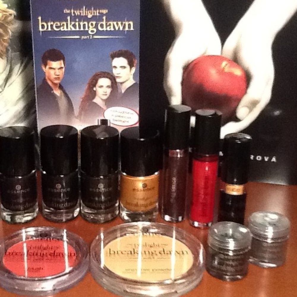 Twilight Saga Breaking Dawn Exclusive Limited Edition Makeup Collection ...