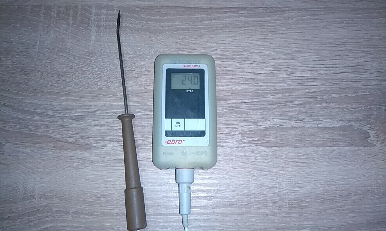 EBRO TFX 392 SKW-T precision thermometer with probe Pt1000 -50 to +300 ° C