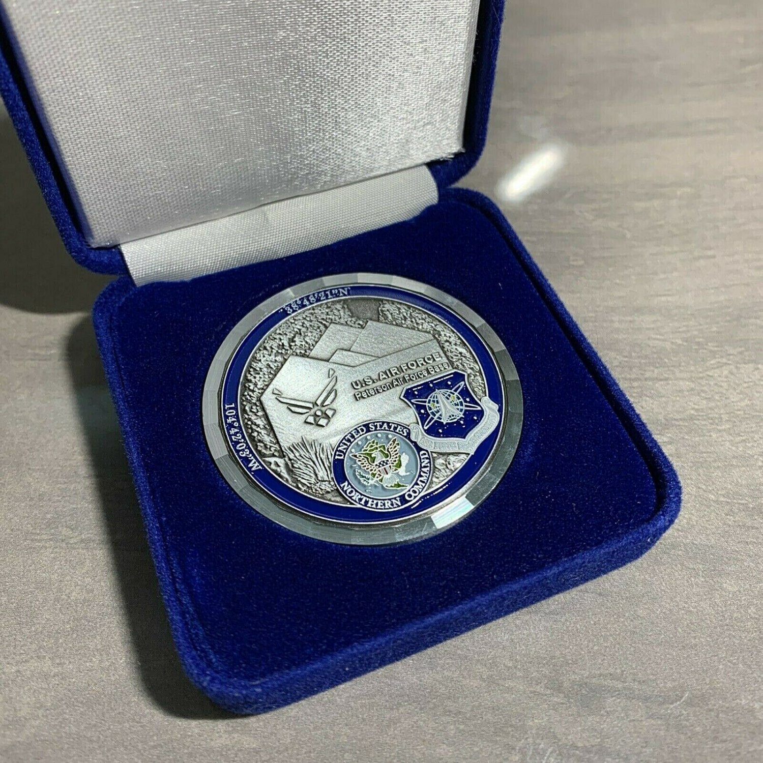 U.S. SPACE FORCE/COMMAND Challenge Coin PETERSON AFB COLORADO Large ...