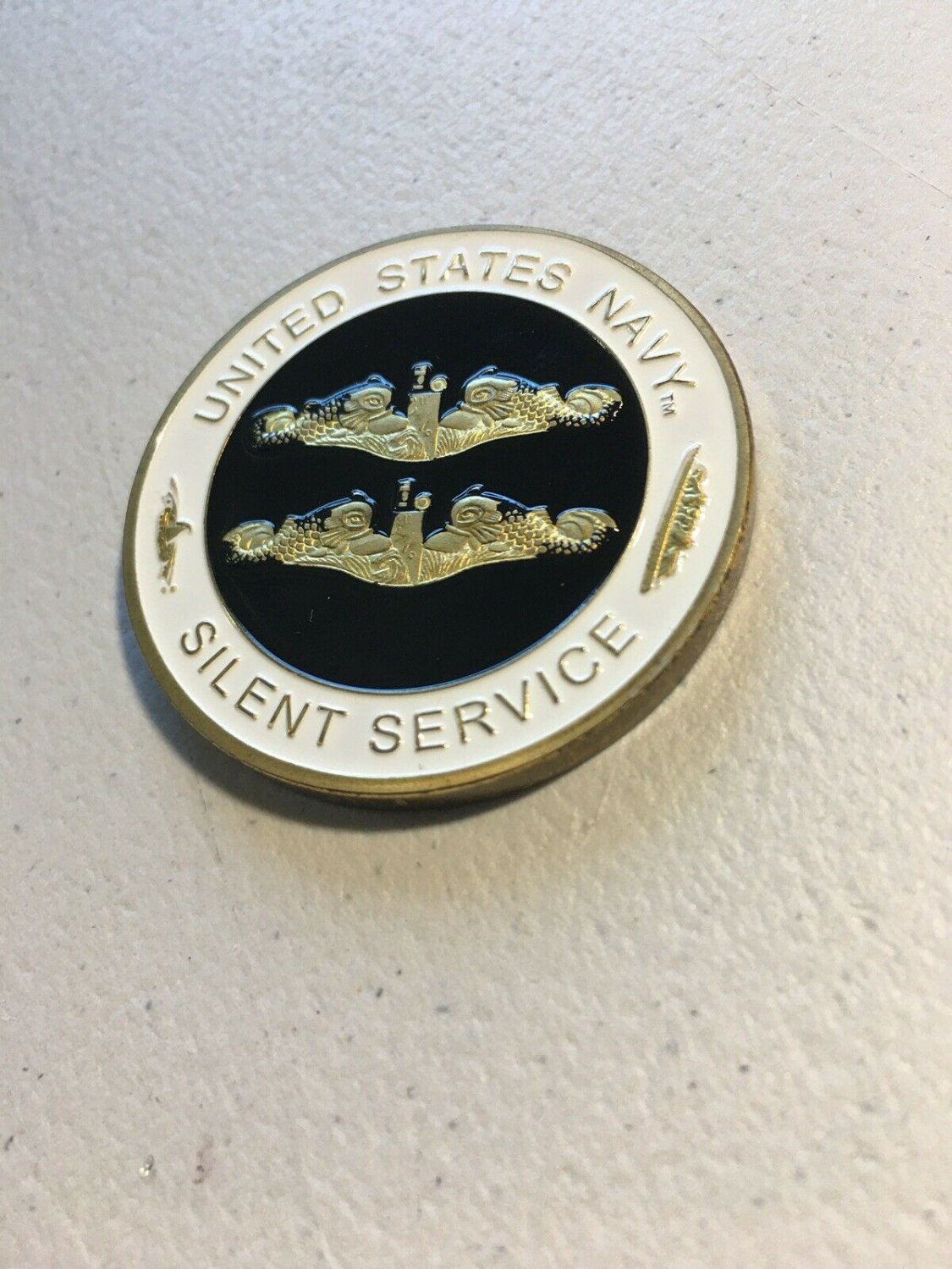 UNITED STATES NAVY *SUBMARINE SILENT SERVICE* Challenge Coin w Case! N-7