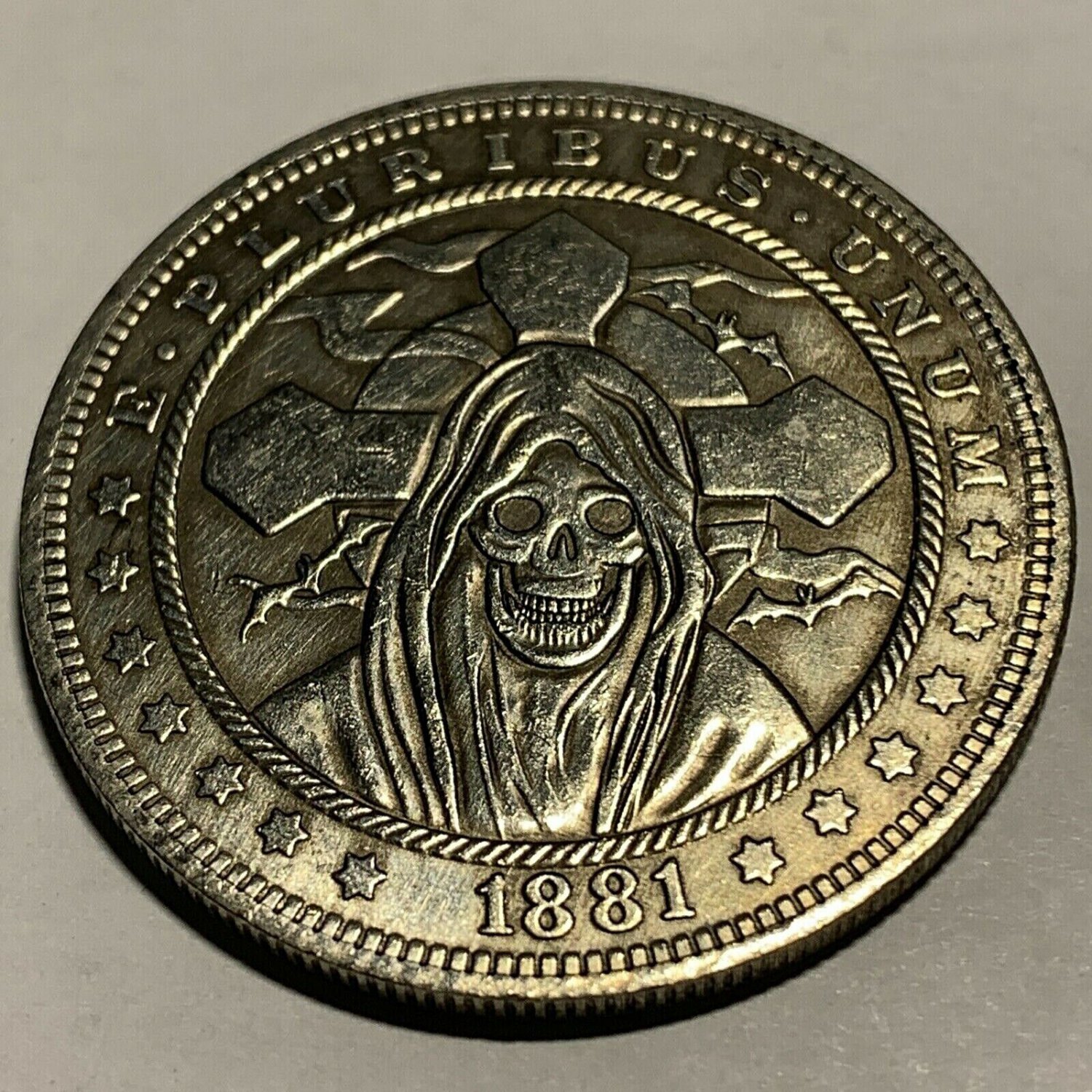 GRIM REAPER CELTIC CROSS Skull Novelty Good Luck Heads Tails Challenge Coin