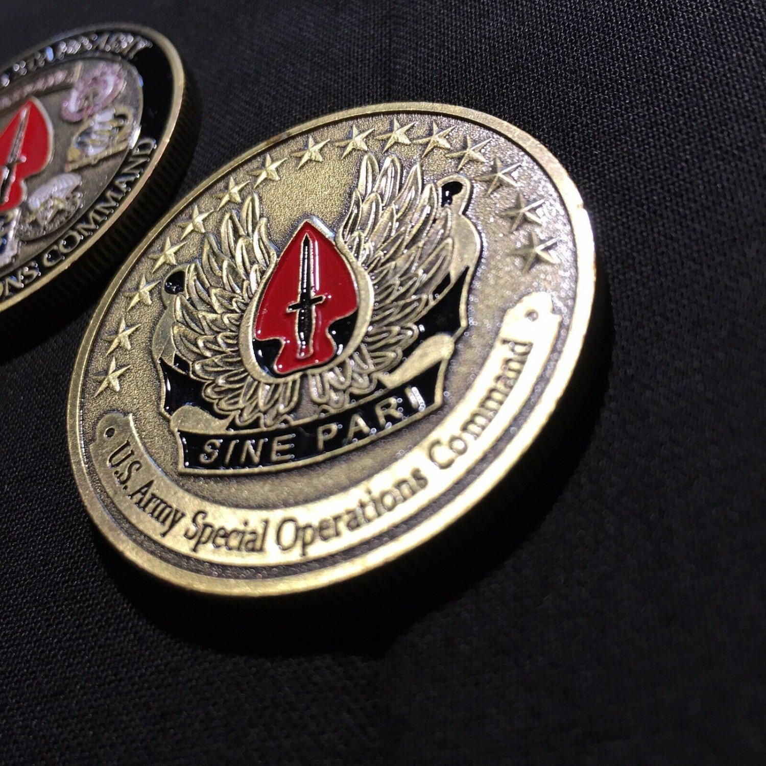 US Army Special Operations Command Challenge Coin Sine Pari-CASE INCLUDED!